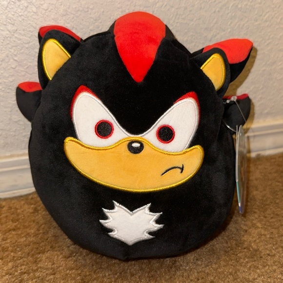 Squishmallows | Other | Nwt Shadow Sonic The Hedgehog Black And Red ...